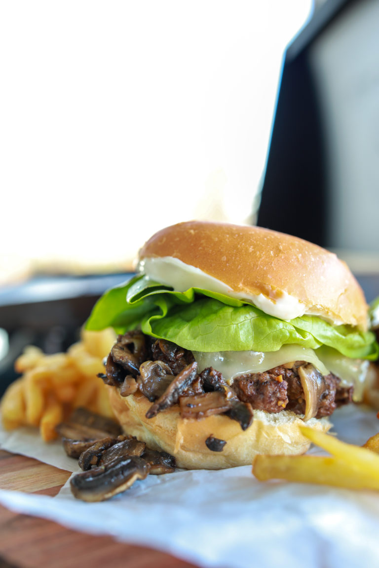 Телешки бургер с гъби приготвен в Air Fryer | Седмична промоция | ALLMAG